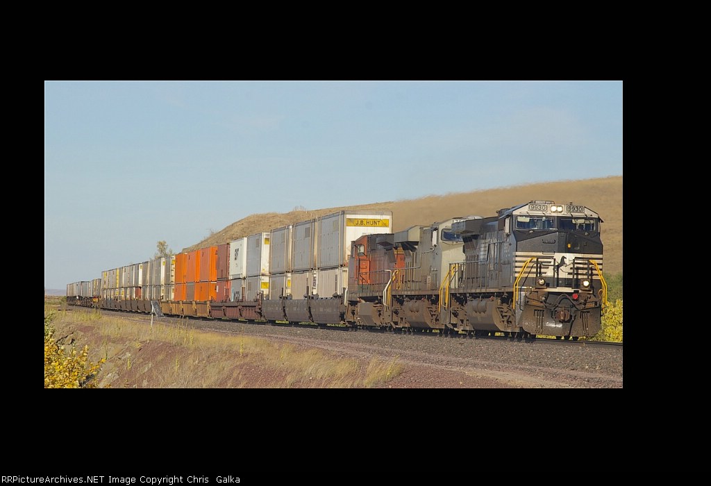 NS 9930W near not at